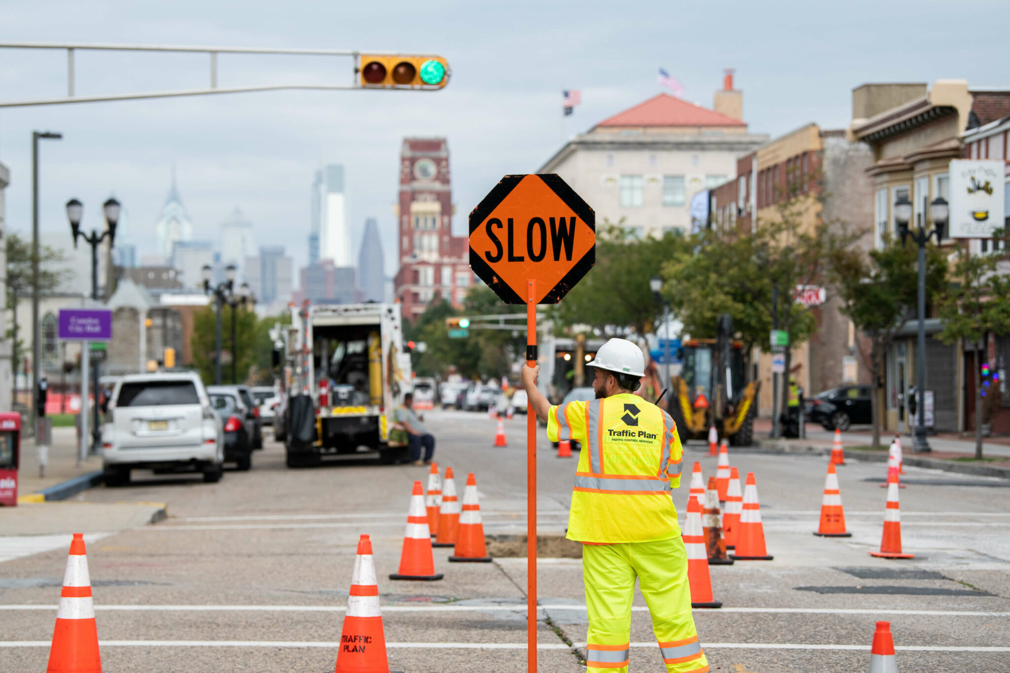 7 Vital Tasks That Flaggers Perform | Traffic Plan